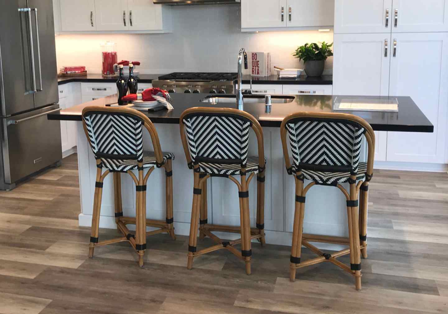 Top Kitchen Flooring Ideas | Bonito Designs | 2024